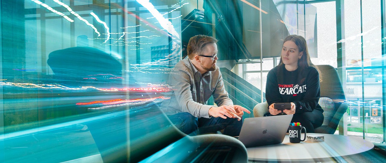 Venture Lab NEXT - 1819 Innovation Hub | University of Cincinnati